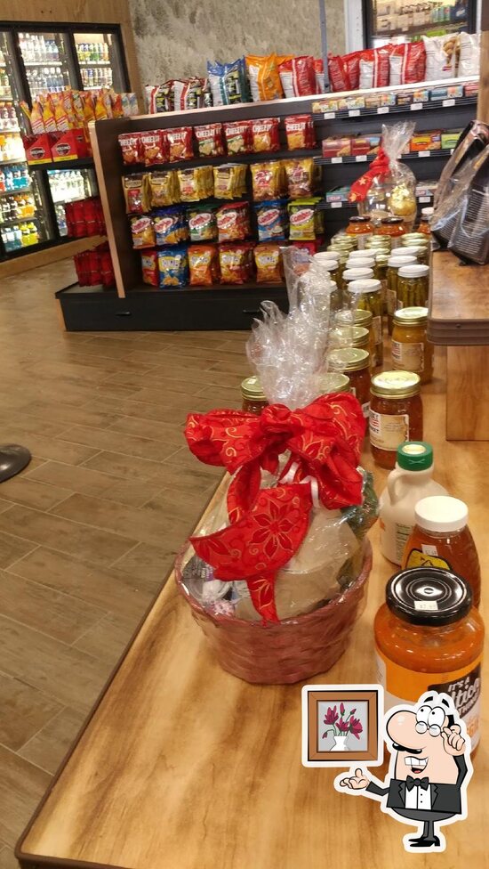 Maple Leaf Market, Sherrill - Restaurant menu, prices and reviews