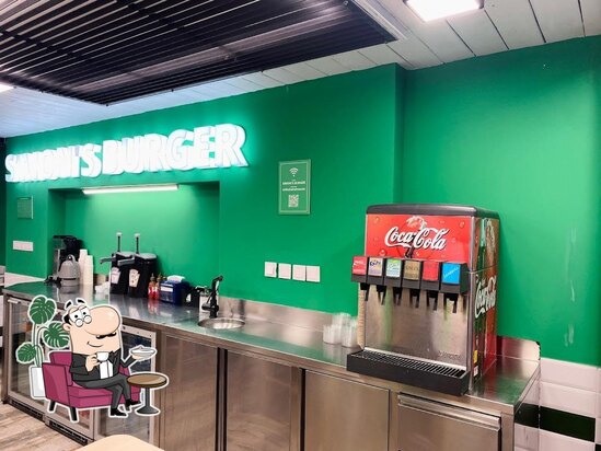 Restaurante SIMON'S BURGER DEÁK SQUARE, Budapest - Opiniones del ...