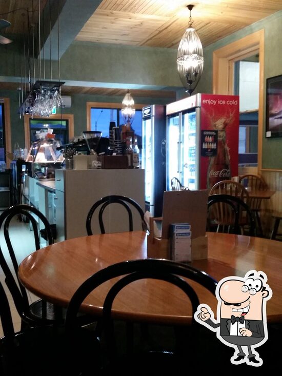 Commercial Hotel Cygnet, Cygnet - Restaurant menu, prices and reviews