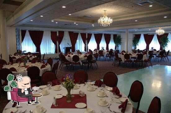 U.S.S. Chowder Pot IV, Hartford - Restaurant menu, prices and reviews