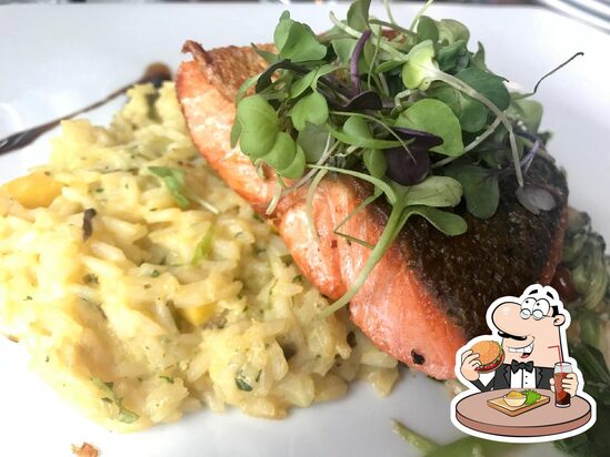 Alpenglow Restaurant, 238 Parks Hwy in McKinley Park - Restaurant reviews