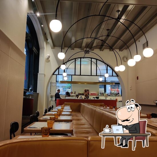 Dandy, Montréal, Place-d'Armes - Restaurant menu, prices and reviews