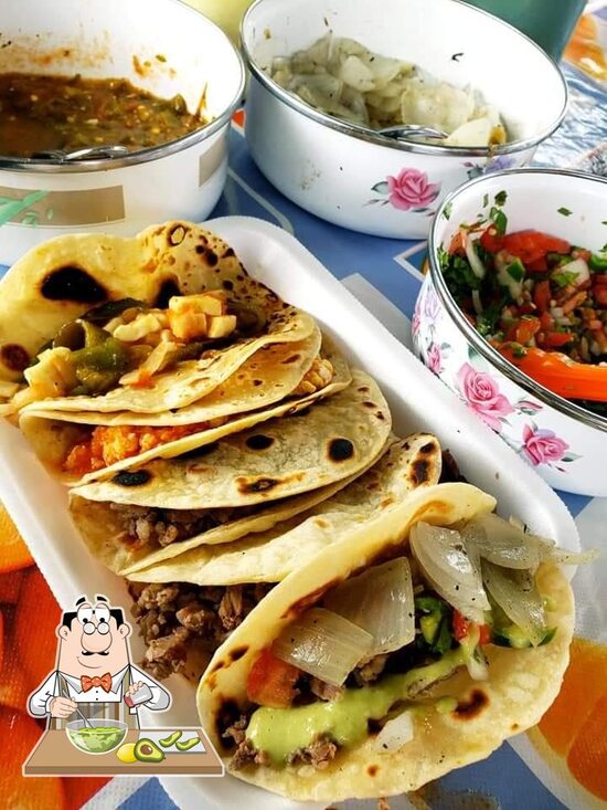 Menu at Tacos el Chapo restaurant, Guadalupe
