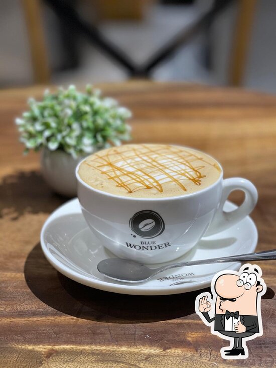 Menu at Blue Wonder Coffee & Bean Roastery cafe, Pasay
