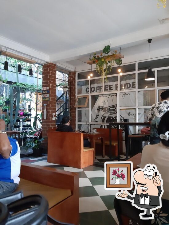 Colada cafe, Bandung - Restaurant reviews