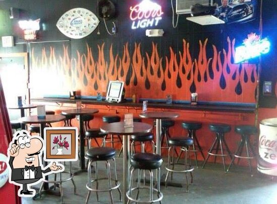 Finish Line Bar and Grill in East Liverpool - Restaurant reviews