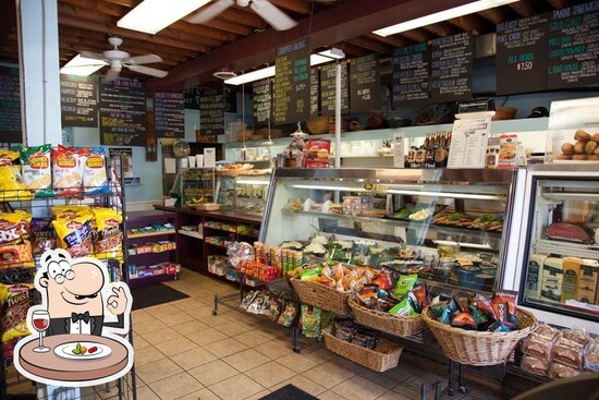 Gold Coast Deli in Huntington - Restaurant reviews