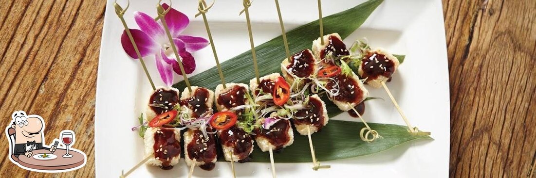 Sunda Chicago, 110 W Illinois St in Chicago - Restaurant reviews