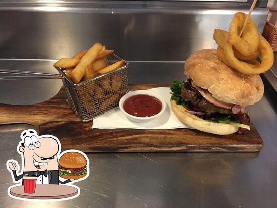 The Heights Bar & Bistro in Alexander Heights - Restaurant menu and reviews