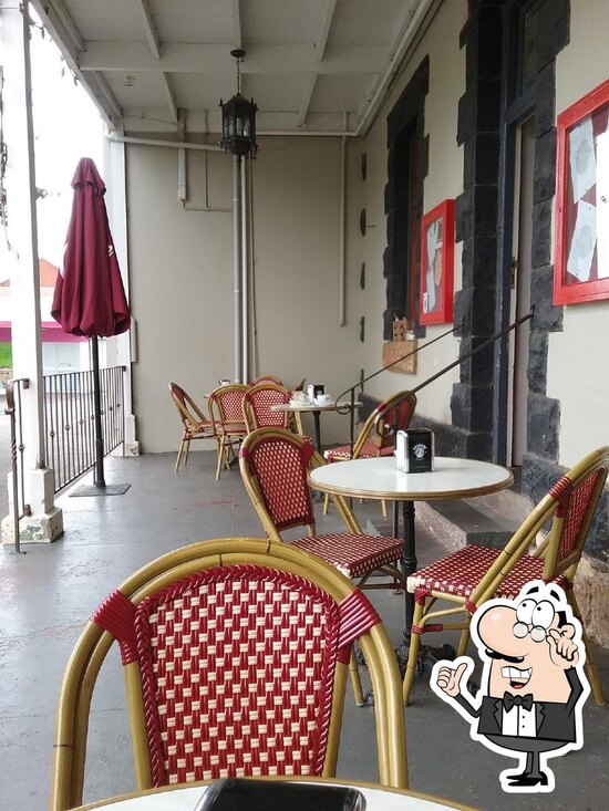 The Supreme Bar & Restaurant, Maryborough - Restaurant menu, prices and ...