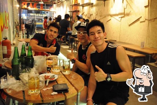 Labor Bar, Bangkok - Restaurant reviews