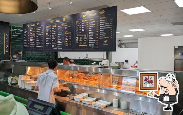 Emerald Fish Bar, Newton Abbot - Restaurant menu, prices and reviews