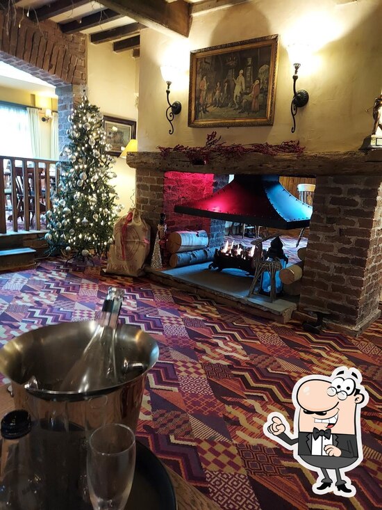 The Hesketh Arms, Rufford - Restaurant menu, prices and reviews