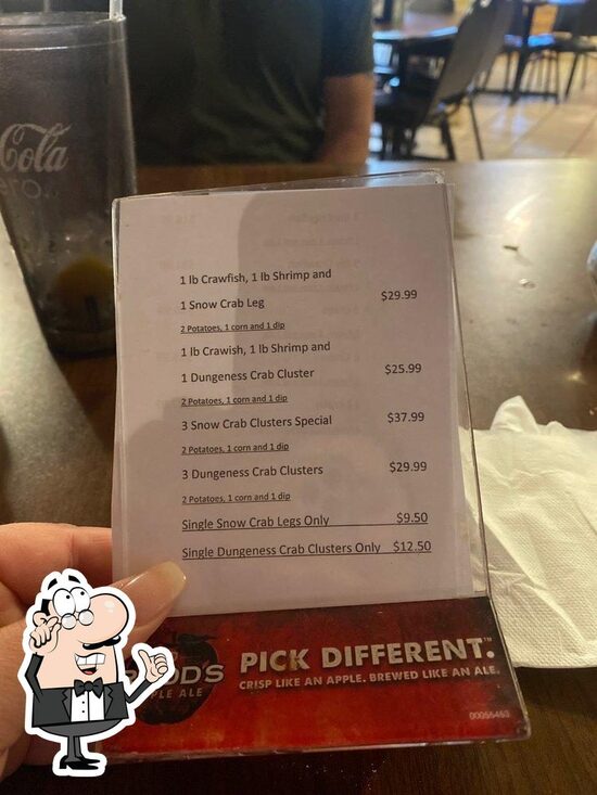 Menu at Me-Maw's Cajun Cuisine BBQ, Golden Meadow