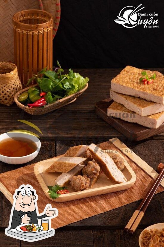 Menu at Bánh cuốn Quyên restaurant, Hai Phong, 222 P. Hai Bà Trưng