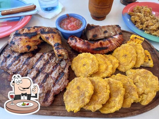 Restaurante Adrian Tropical, Santo Domingo, Av. George Washington 1 ...