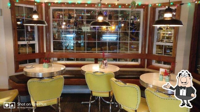 Menu at My Chosen Café, Colwood