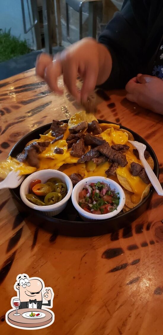 Chupa Chupa Back Yard pub & bar, Tijuana - Restaurant reviews