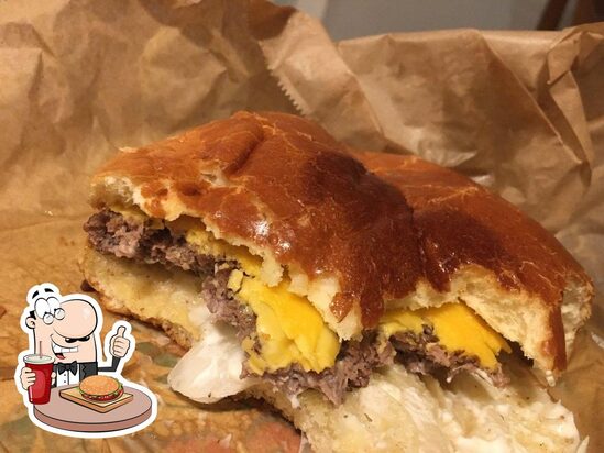 The Fatty Patty-Downtown Truck, 221 E Juneau Ave in Milwaukee ...
