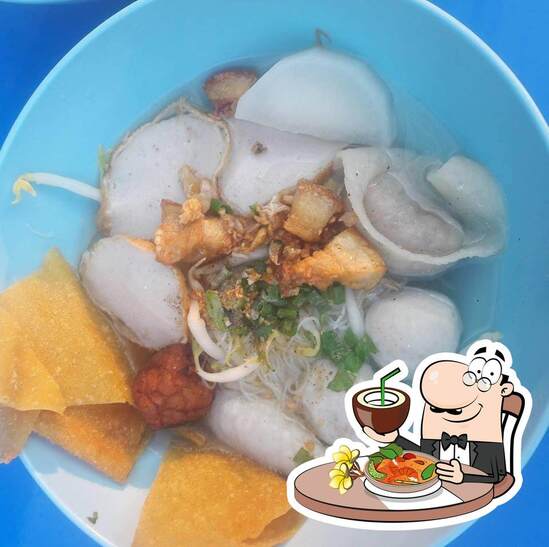 ภิญโญ ก๋วยเตี๋ยวลูกชิ้นปลา restaurant, Ban Rai