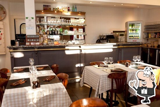 Cafe Des Arts Salon De Provence