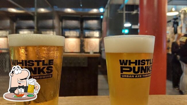 Whistle Punks Urban Axe Throwing Manchester, Manchester - Menú del ...
