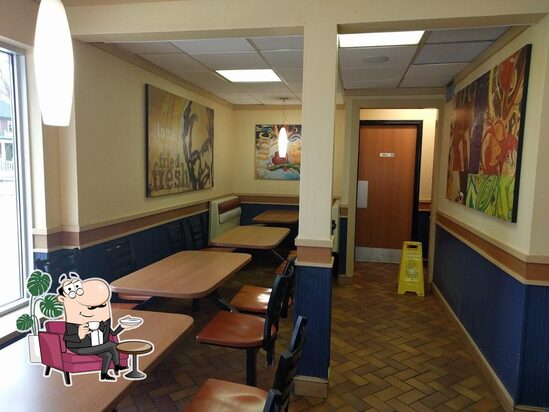 KFC, Lindsay - Restaurant menu, prices and reviews