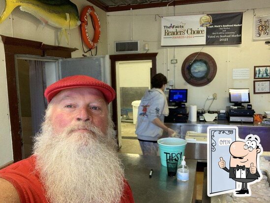 Menu at Captain Mark's Seafood restaurant, Freeport