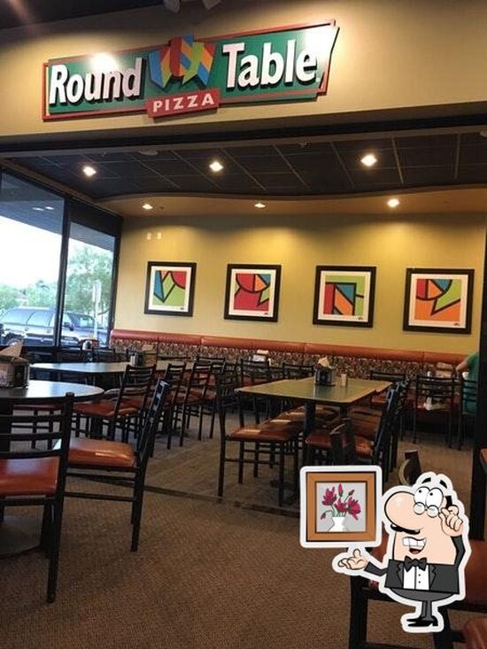 Round Table Pizza, Santa Clarita - Restaurant menu, prices and reviews