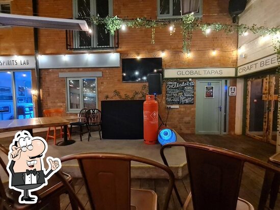 Ronnie Roos bar, Leicester - Restaurant menu, prices and reviews