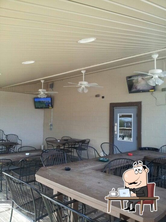 LA Villa Sports Bar & Grille, Struthers - Restaurant menu, prices and ...