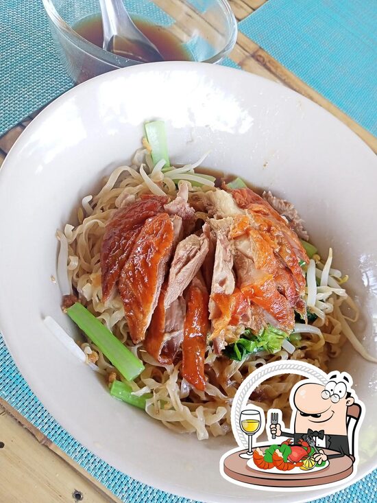 Restaurante Khua Lung Teum / Uncle Teum's Duck Noodle & Crispy Pork, Ko ...