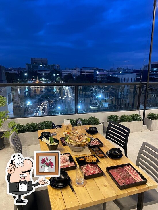 View & Grill Rooftop Bar-B-Q - Restaurant menu, prices and reviews