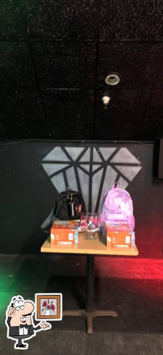 Diamante Night Club, Willmar - Restaurant menu, prices and reviews