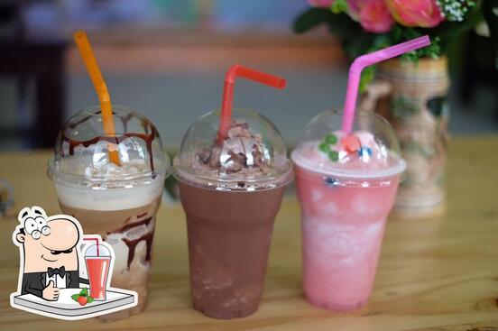 Menu at รักกาแฟ Love Coffee, Ban Paen