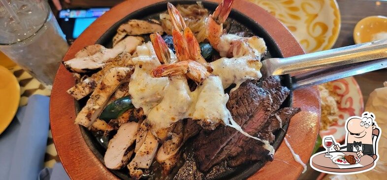 Lupe Tortilla Mexican Restaurant in New Braunfels - Restaurant menu and ...