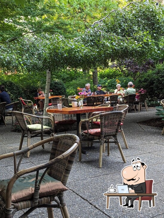 Linden Gardens in Kaleden - Restaurant menu and reviews
