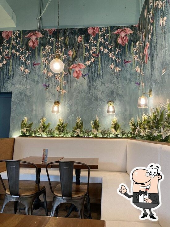 Wake ‘n Bacon, Chicago, Belmont - Restaurant menu, prices and reviews