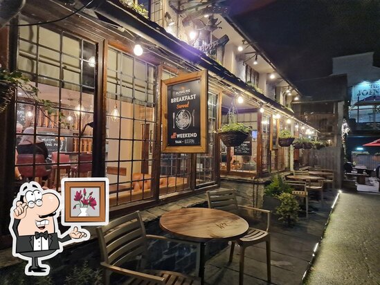 The Flying Pig Pub, Bowness-on-Windermere - Restaurant menu, prices and ...