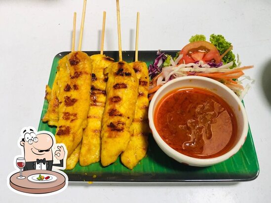 Two Sisters Restaurant - ไผ่เก้าหาบ, Kamala - Restaurant reviews