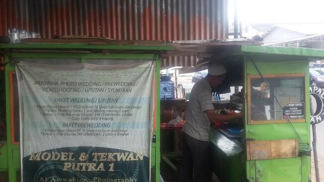 BASECAMP & Warung Model Tekwan 212 cafe, Palembang - Restaurant reviews