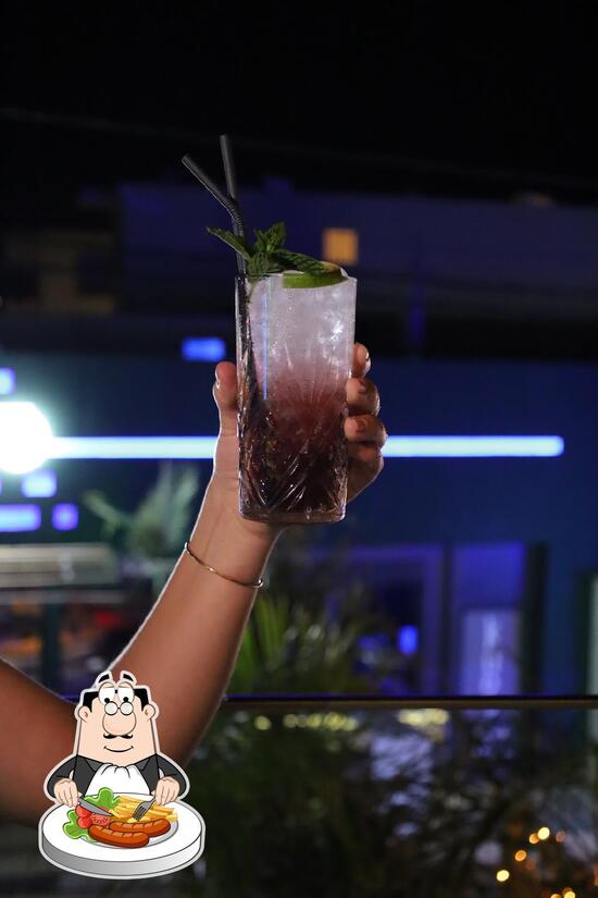 Razz Cocktail Bar, Malia - Restaurant reviews
