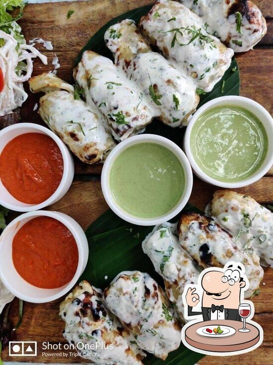 Time Machine, Noida, Plot no. A2 - Restaurant menu and reviews