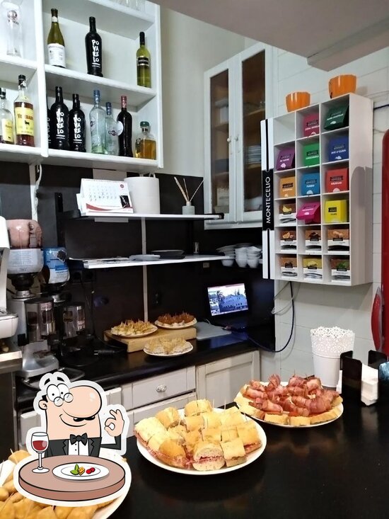 Menu at La Isla cafe, Ferrol