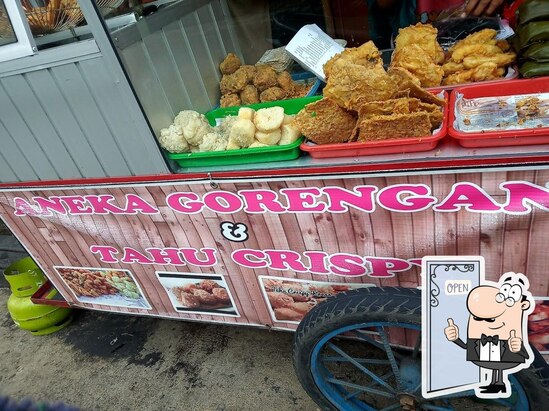 Aneka vorengan dan tahu crispy indramayu, Bandung - Menú del ...