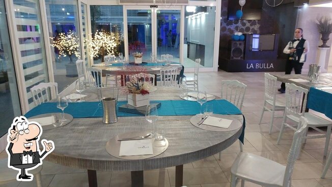 La Bulla restaurant, Volla, Via Eduardo de Filippo - Restaurant reviews