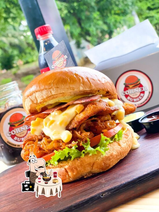 Menu at Corner Burger - El Ingenio restaurant, Cali