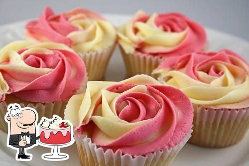 Lyn's Bakery in Wallis