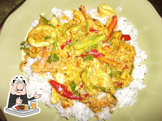 Khrua Che Hong, Bangkok - Restaurant menu, prices and reviews