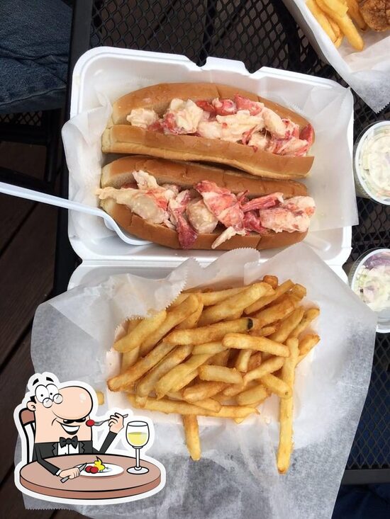 Charlie’s famous roast beef and lobster rolls, Old Orchard Beach - Menú ...